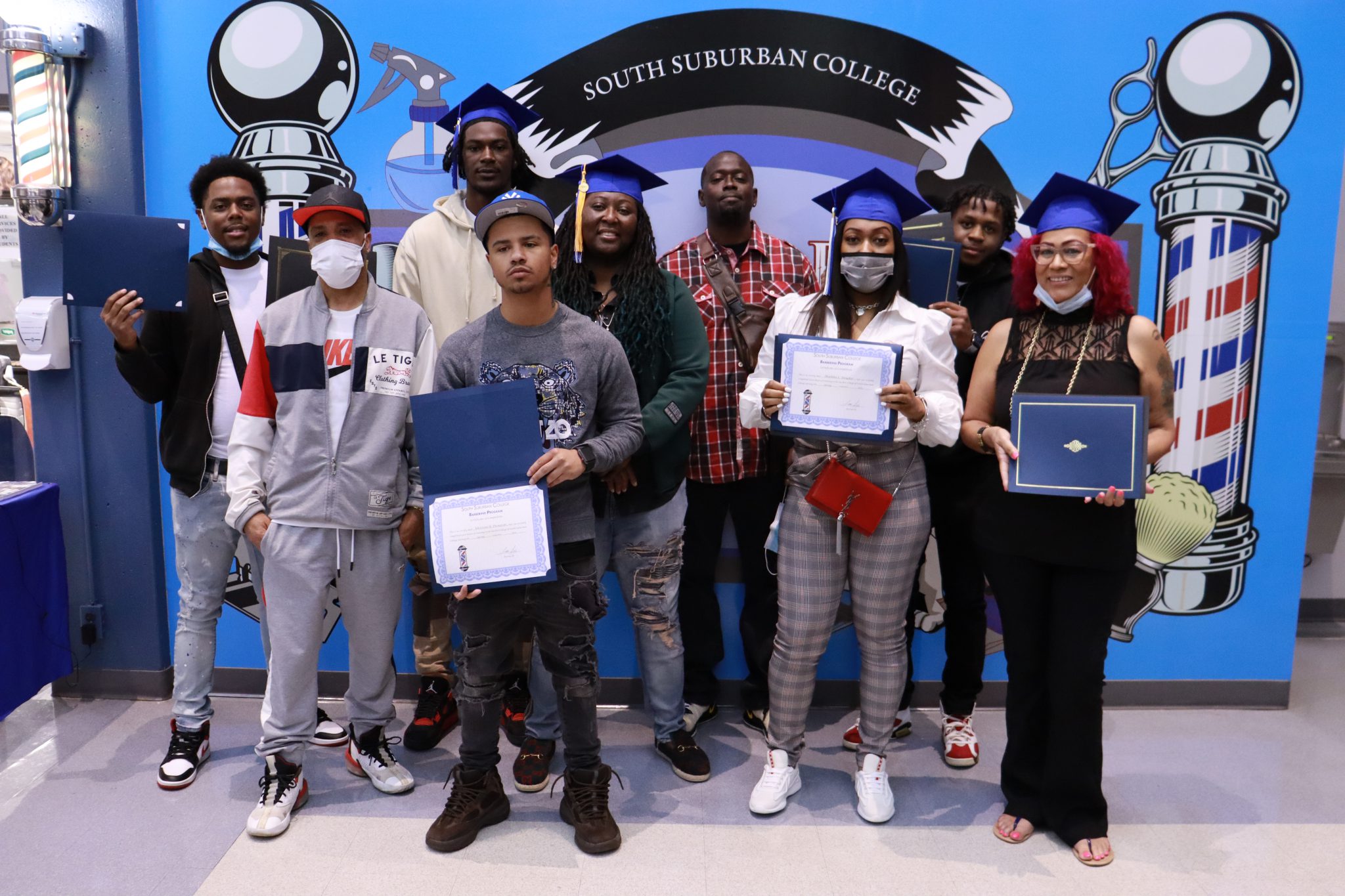 South Suburban College Celebrates First Class of Barber College ...